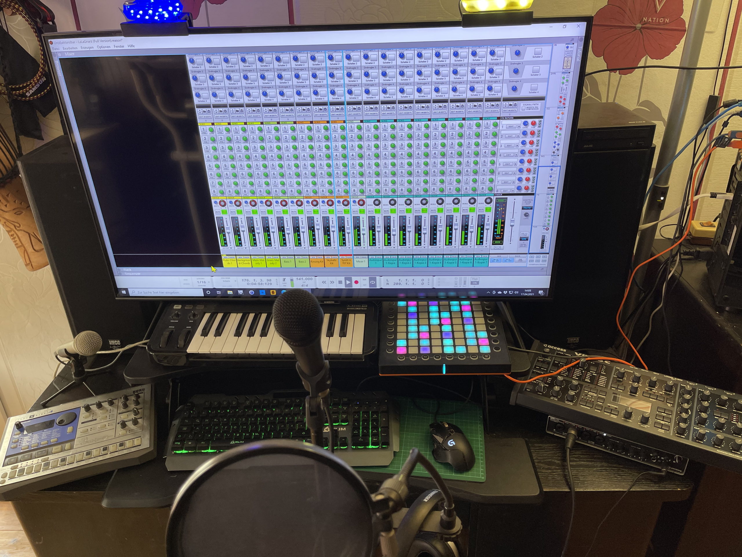 Das Studio - Un(d)AbtanzBAR